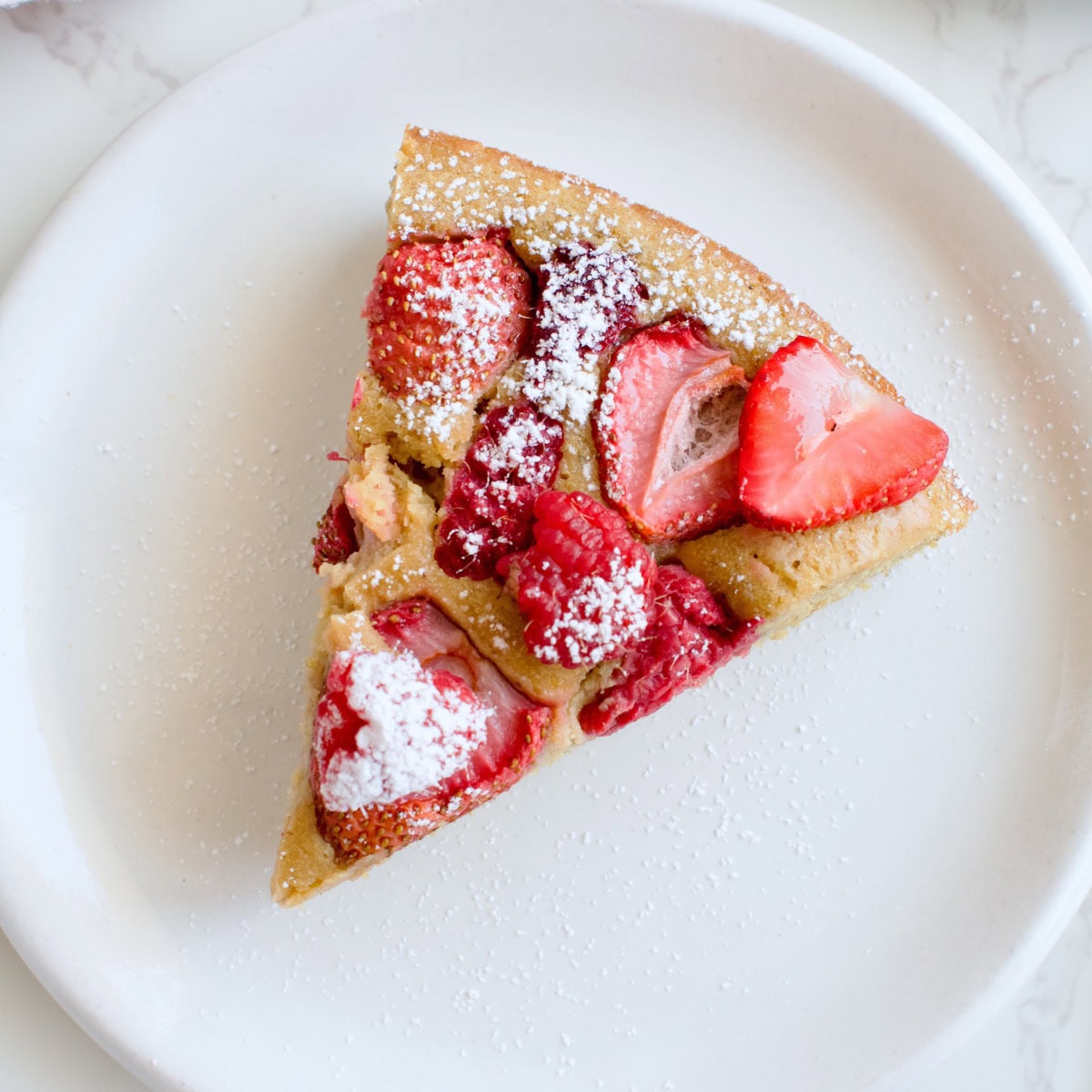 Gluten Free Strawberry & Raspberry Cake Recipe - Lemons N Lyme